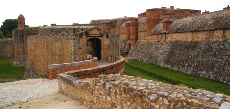 La fortification bastionnée - Le b.a.-ba du patrimoine